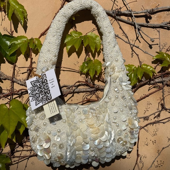 Bags | Nwt Viral White Beaded Shells Pearl Embellished Shoulder Bag ...
